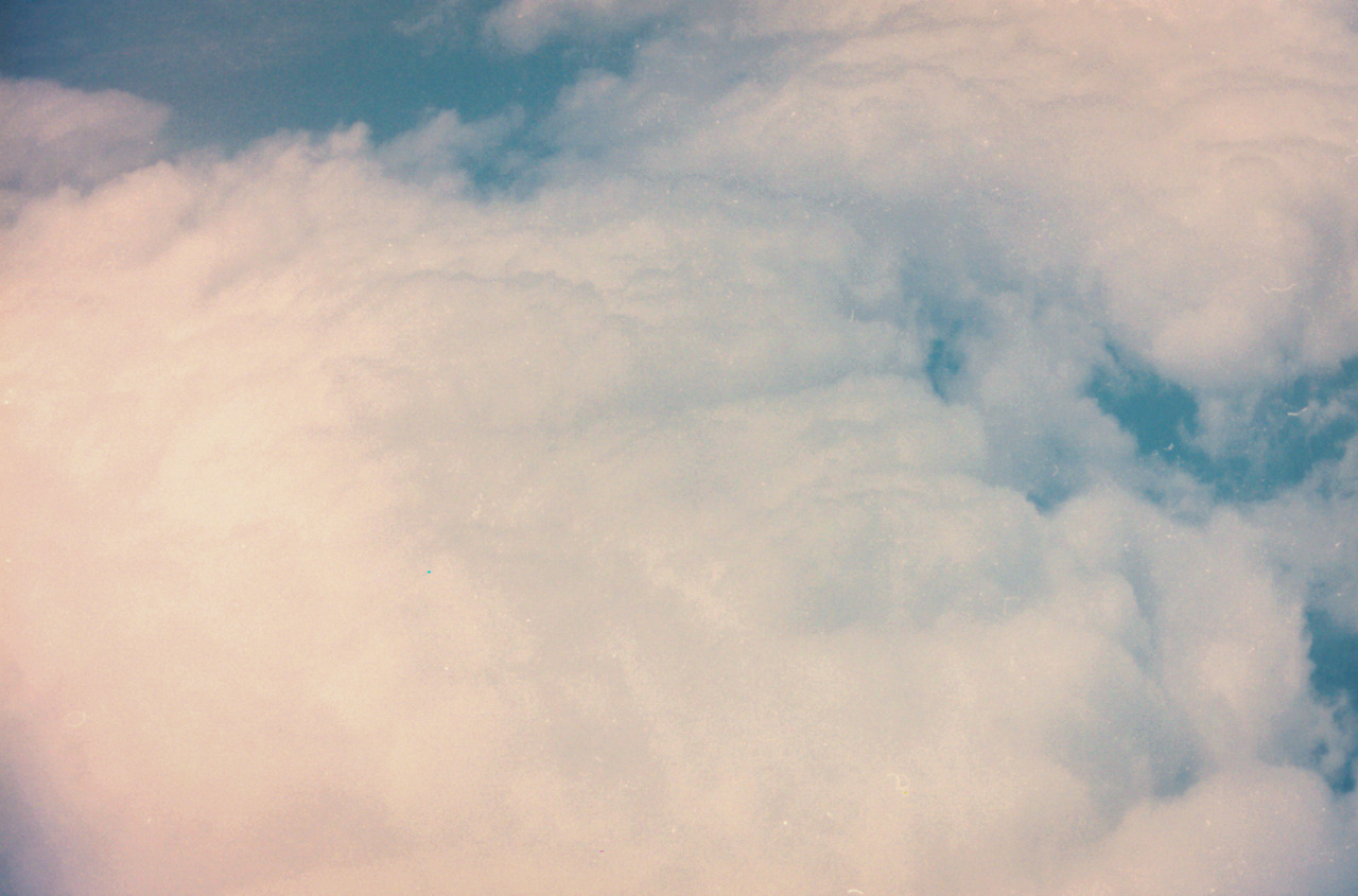 fake clouds // real clouds · Juliane Shoots